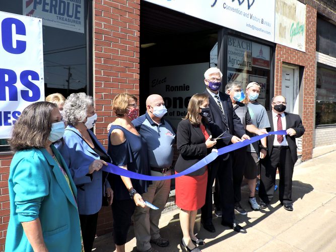 Local Democratic Party headquarters open | News, Sports, Jobs - The ...